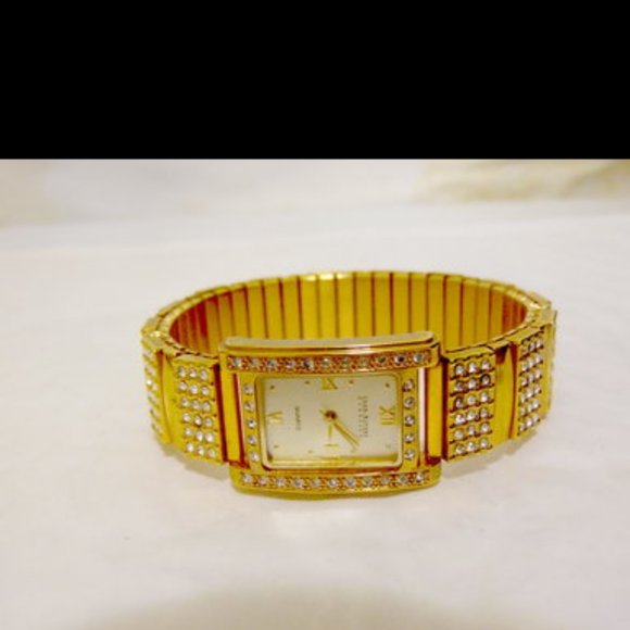 Joan Rivers | Accessories | Joan Rivers Goldtone Rectangle Crystal ...